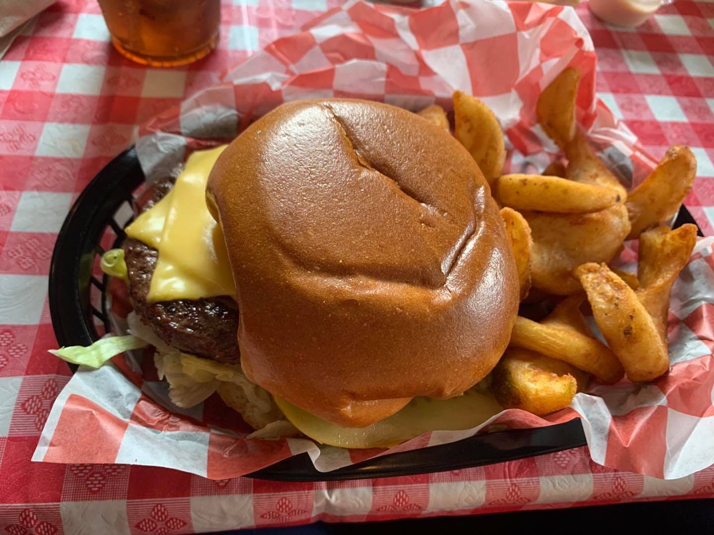 Seafood Restaurant - Big Bass Grill & Marina - Lake Panasoffkee